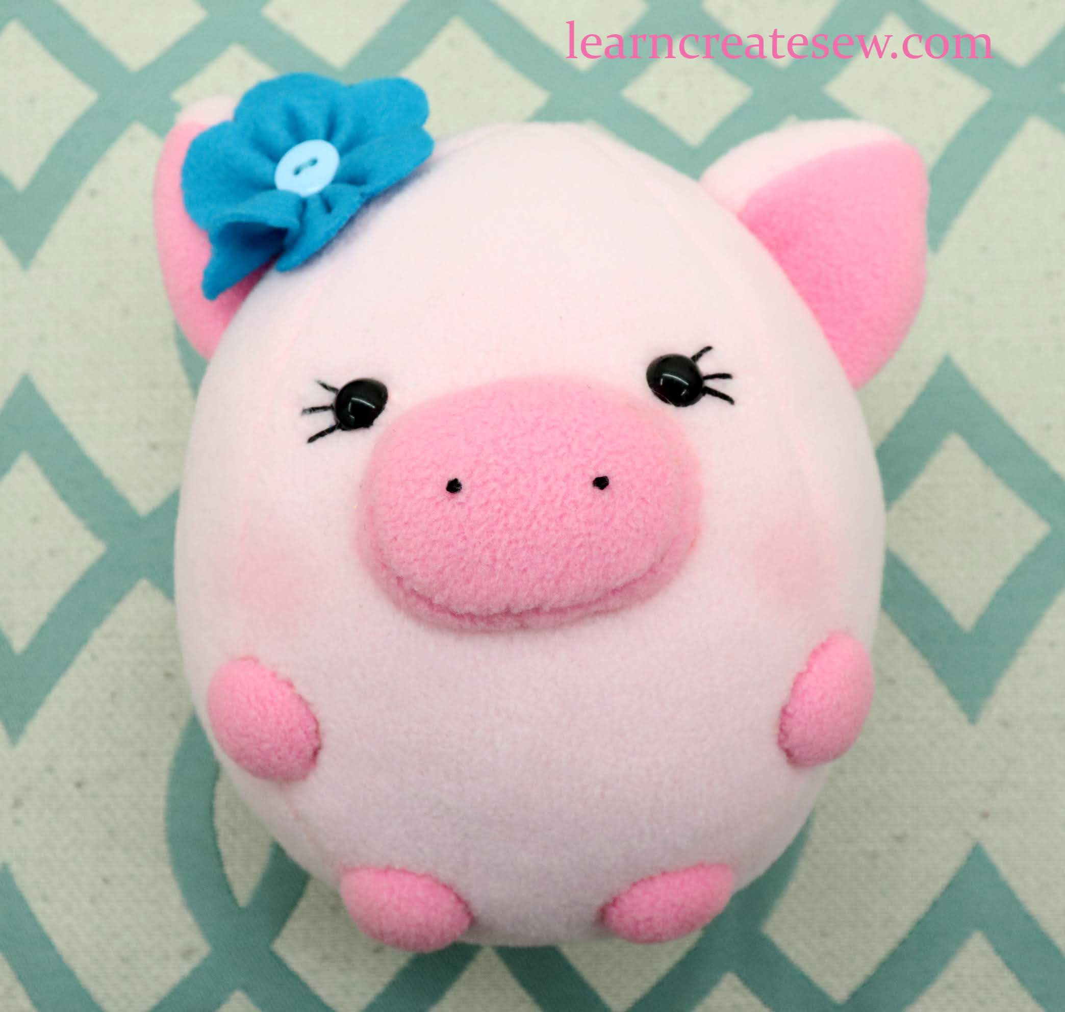 Adorable Plush Pig – learncreatesew