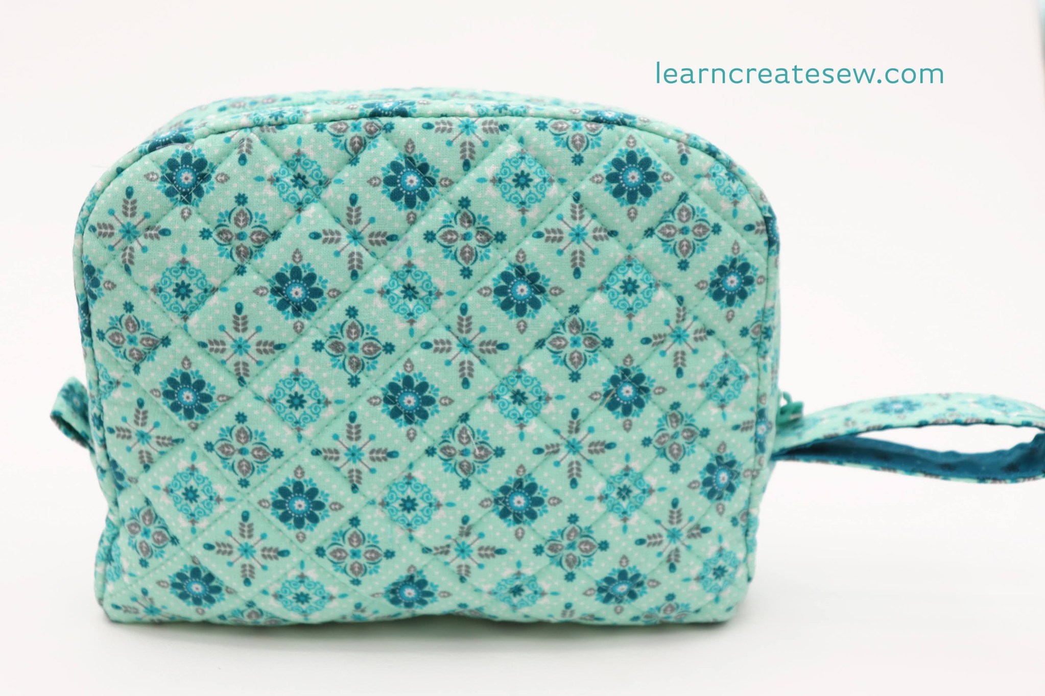 Quilted Cosmetic Bag – learncreatesew